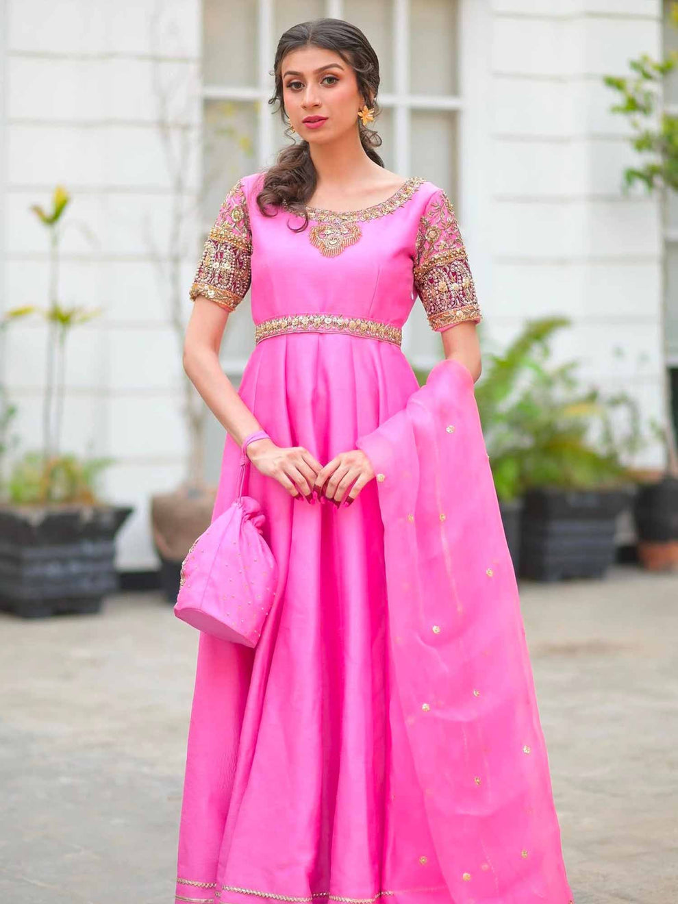 GULABI GRACE – SF.SadiaFaisal